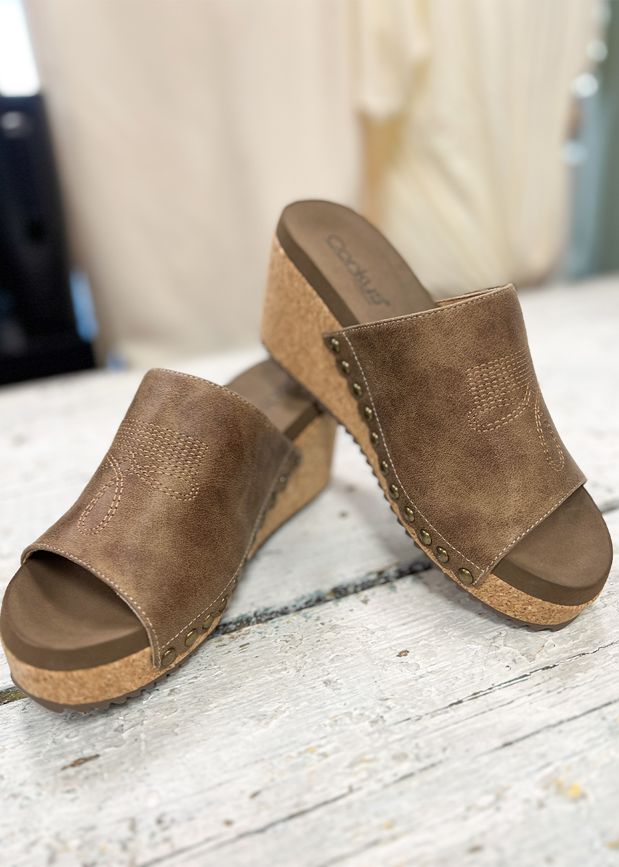 Corky Saddle Up Wedge – Palmetto Twist